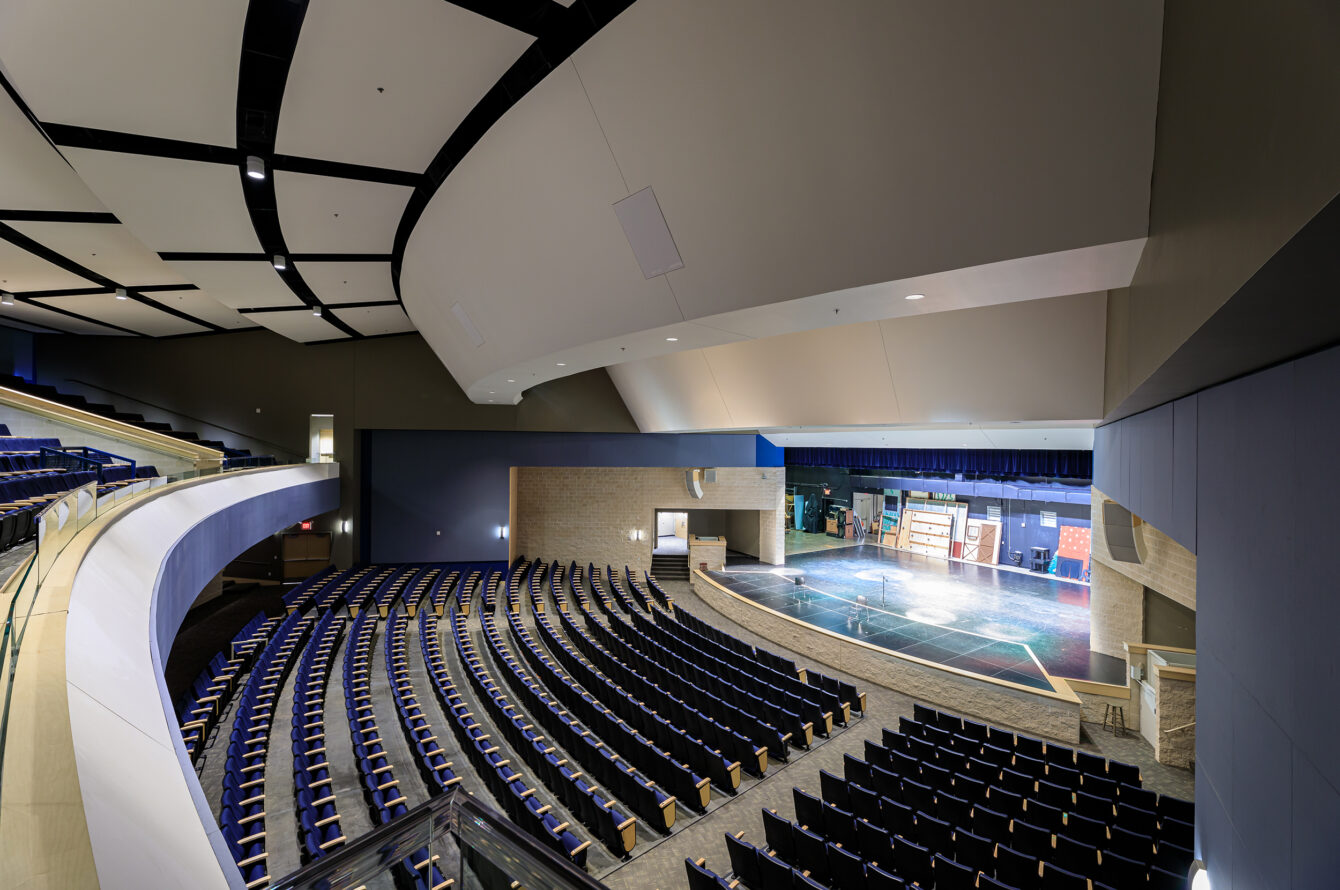 Deer Creek Schools Performing Arts and Athletic Center | Flintco